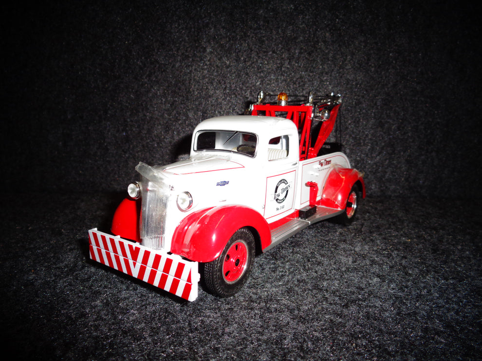 Tow Times Magazine 1937 Chevrolet Tow Truck – Texaco Toys Plus