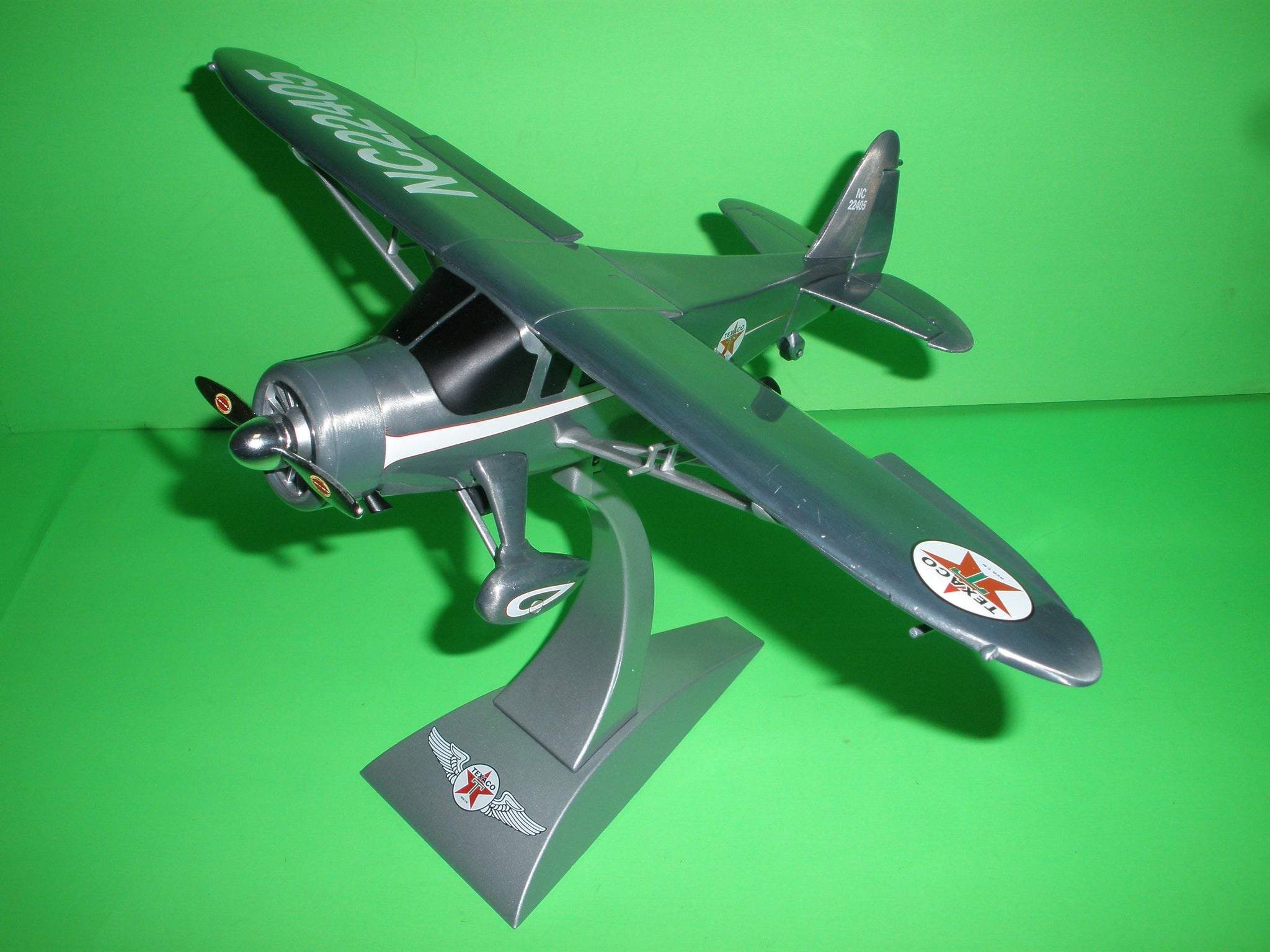 #15 - Texaco 1939 Howard DGA-15 Airplane Special Edition – Texaco Toys Plus