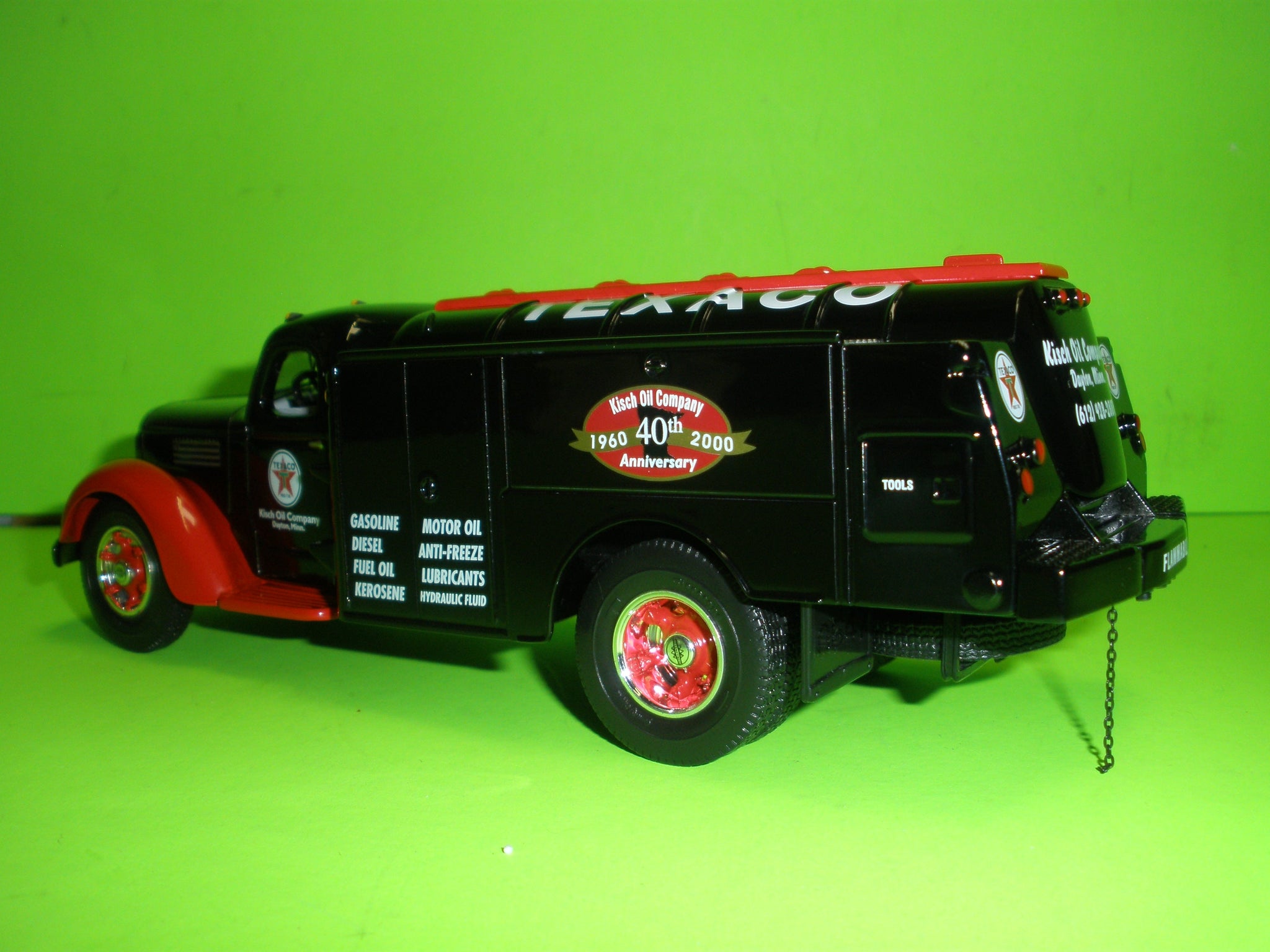 #2 - Texaco Kisch Oil 1949 International KB-8 Tanker Truck Anniversary ...